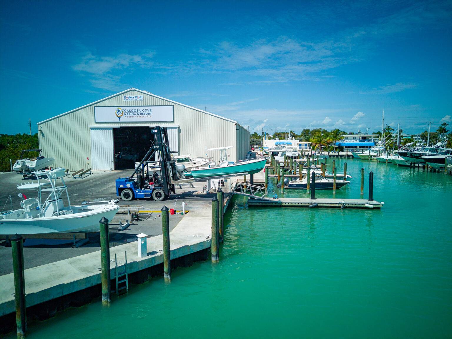 Boat Slips & Dry Storage in Florida Keys | Caloosa Cove Marina